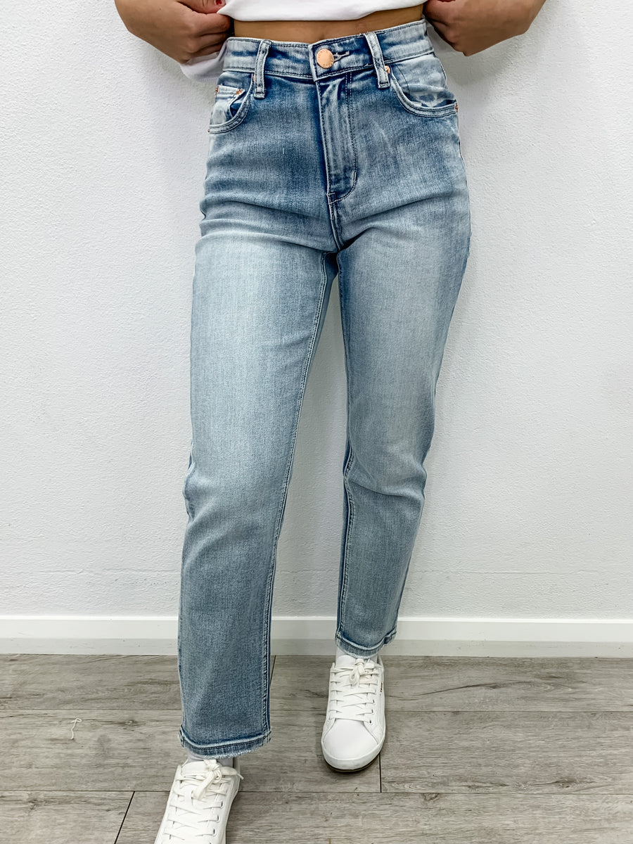 Wakee Straight Leg Bleach Blue Jeans – Hazard Clothing & Shoes